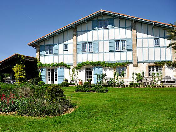 Chambres d'hôtes Les Volets Bleus Arcangues | Europa Bed & Breakfast
